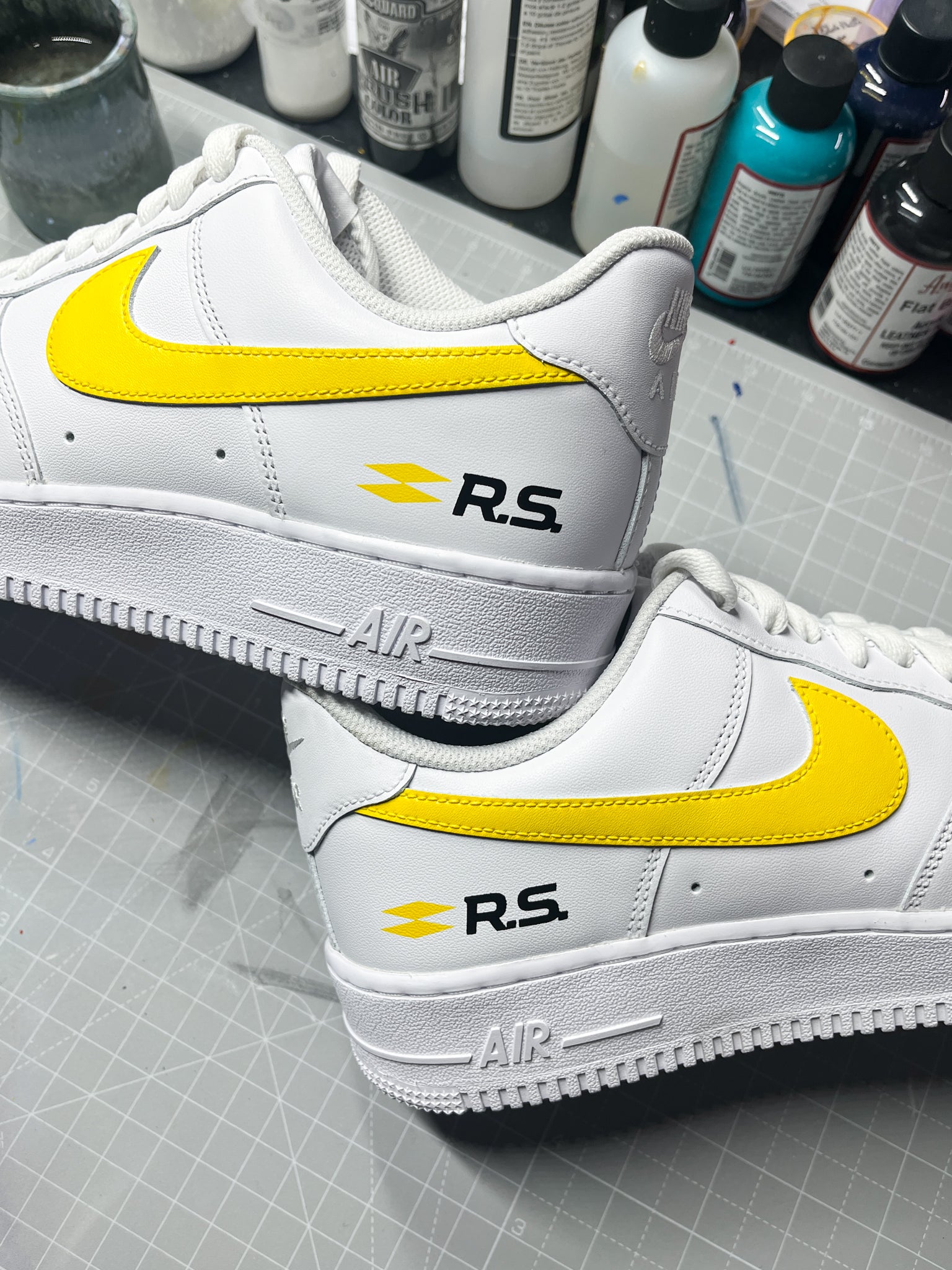 Air Force 1 custom "RS Yellow" – SNEAKEAZE CUSTOMS