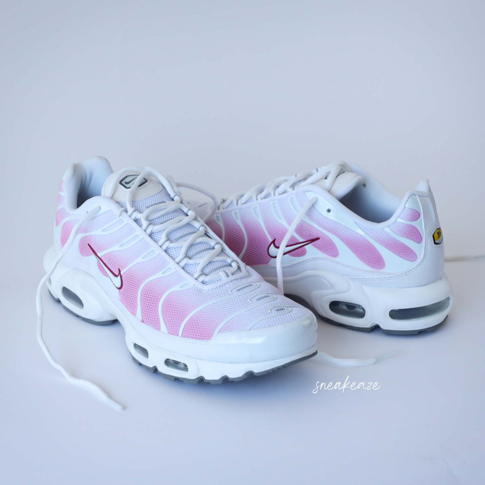 Nike Air Max Plus Tn - Dégradé rose – SNEAKEAZE CUSTOMS